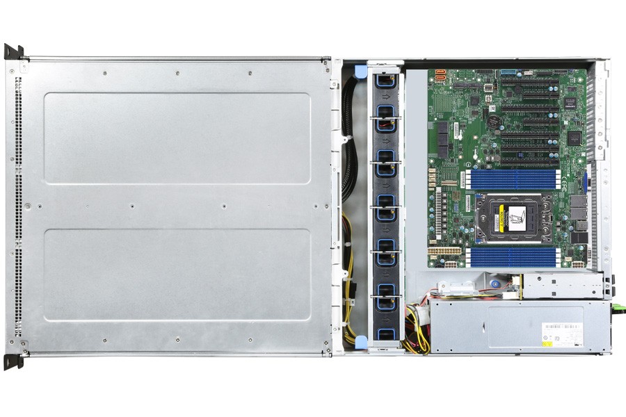 Chenbro 2U 24Bay Single AMD Processor rackmount Server - RM25324-H12SSL-i